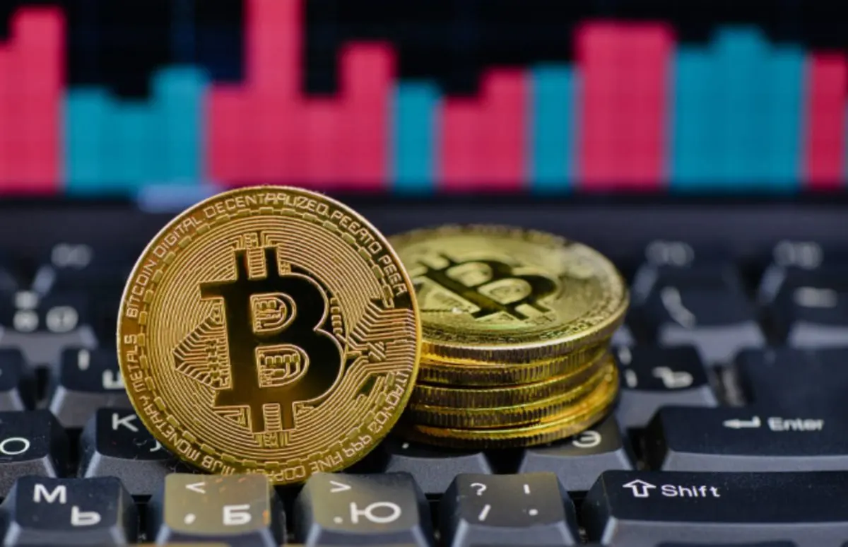Bitcoin Price Prediction: BTC Breakout Ignites $160K Bull Run Calls