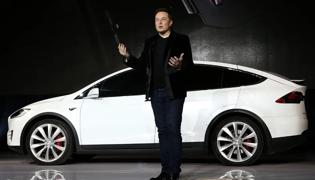How Much Does Elon Musk Make a Day?