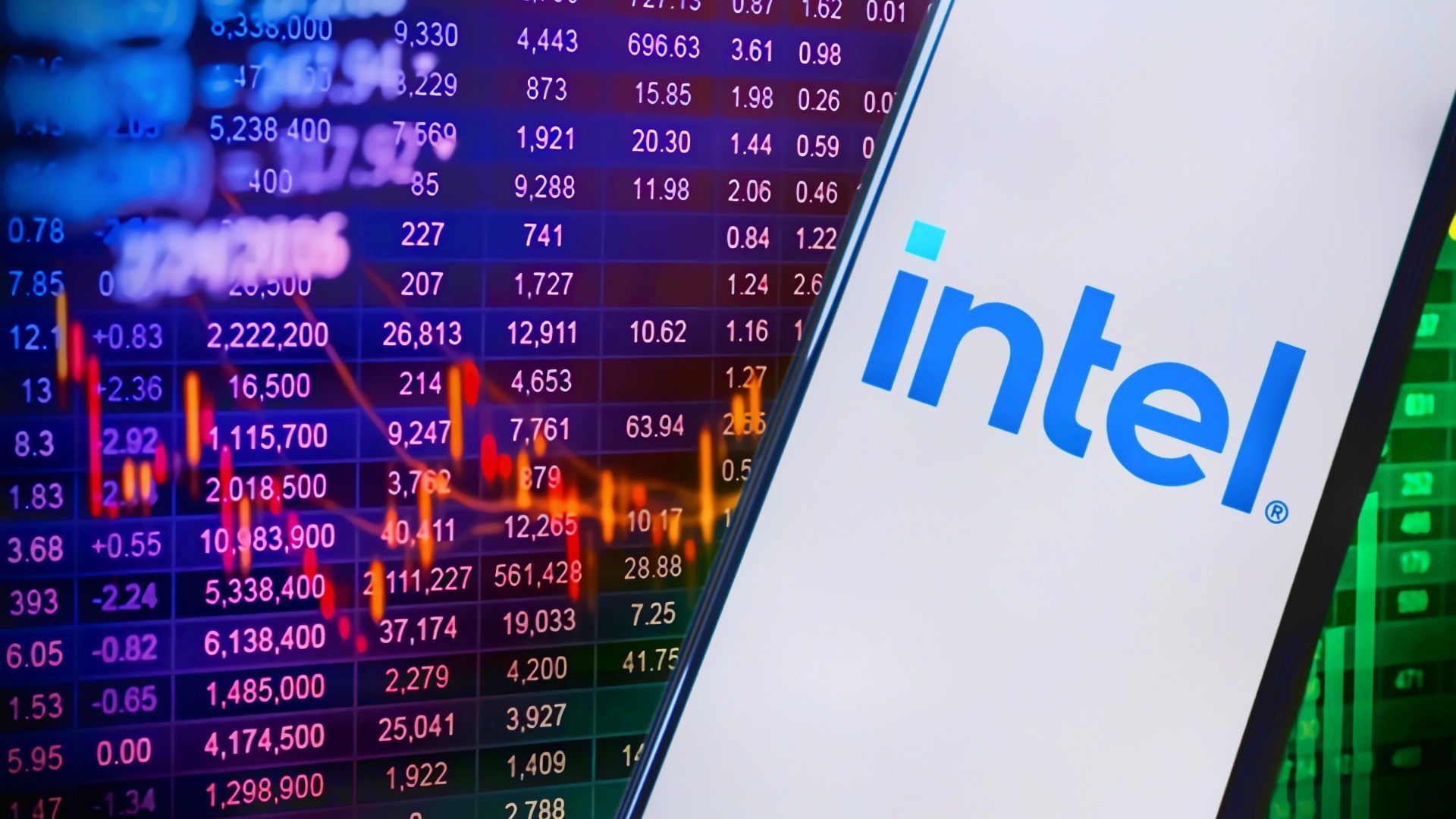 Intel Stock Forecast: 17% Drop Hits $INTC After 80% 2025 Rally