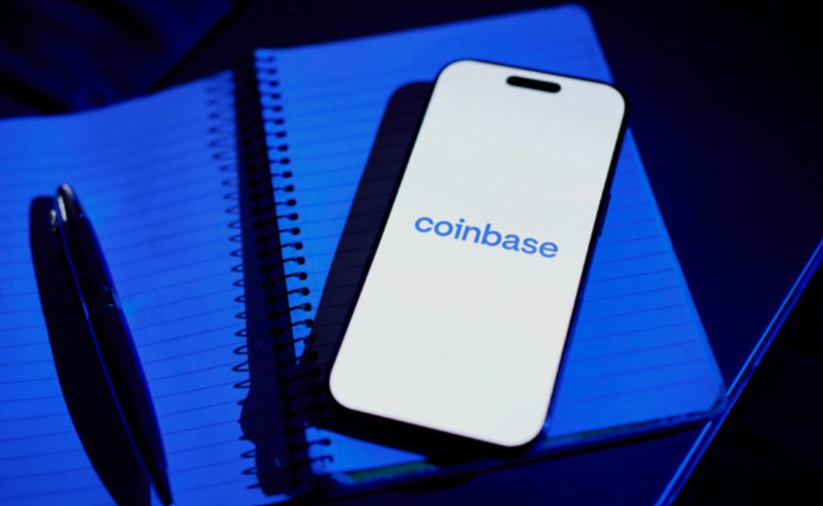 Coinbase Stock Drops After $394M Q1 Loss Misses Estimates