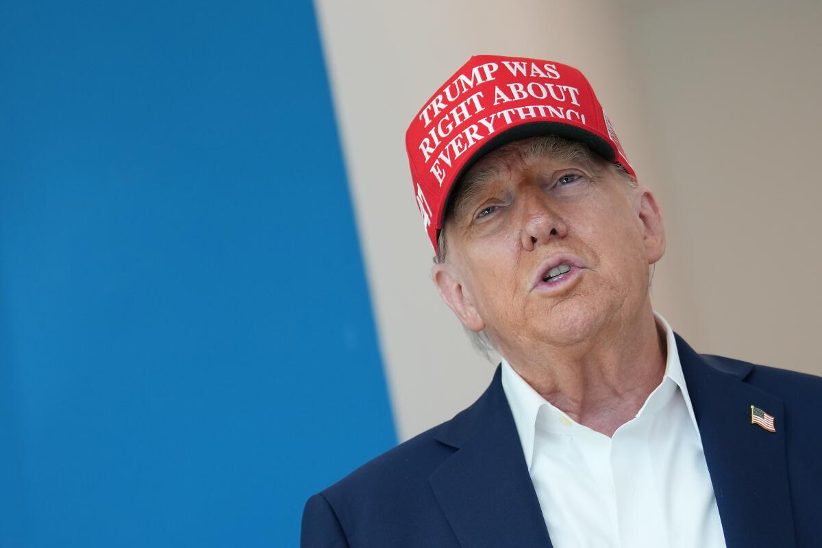 Trump Eyes U.S. Stakes in AI Giants Ahead of White House CEO Meeting